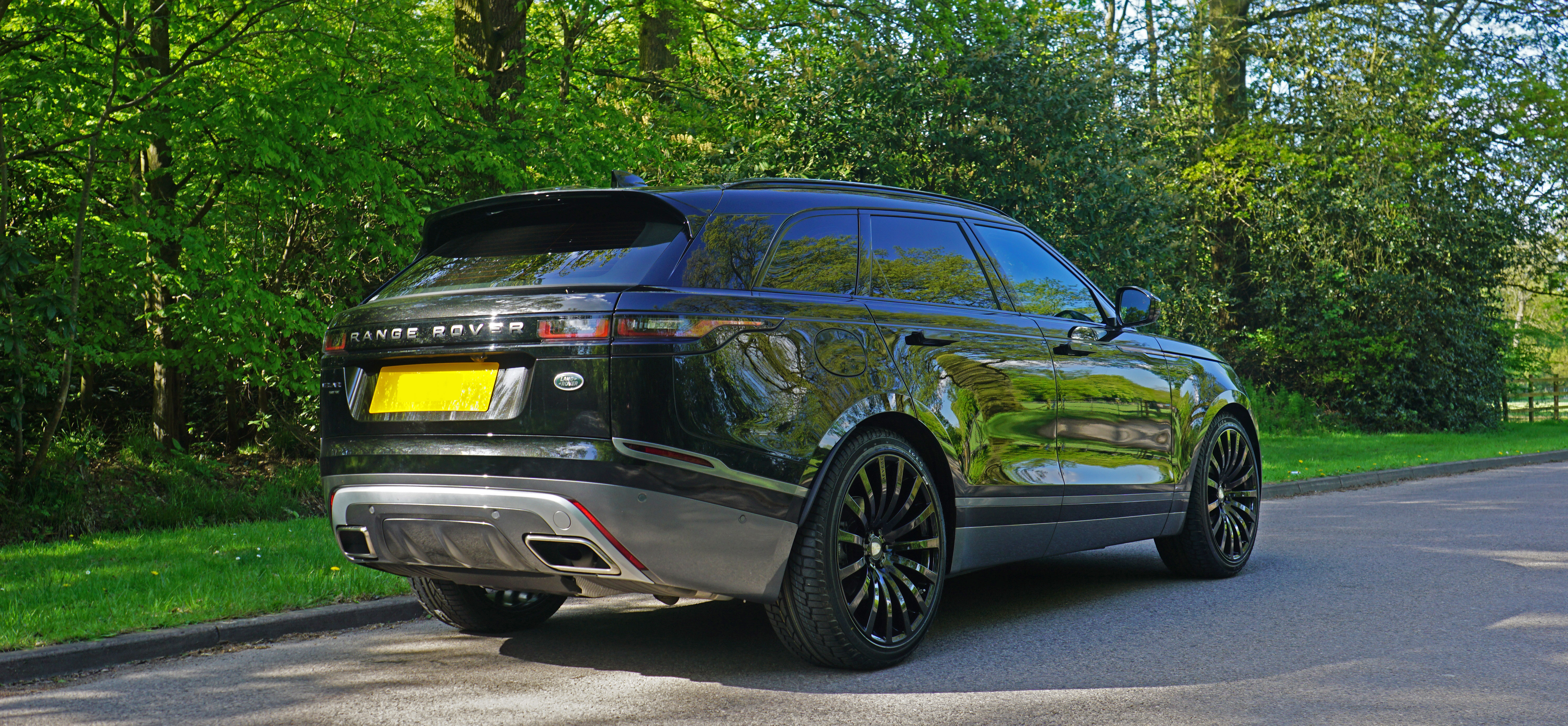 Land Rover Velar - Revere London