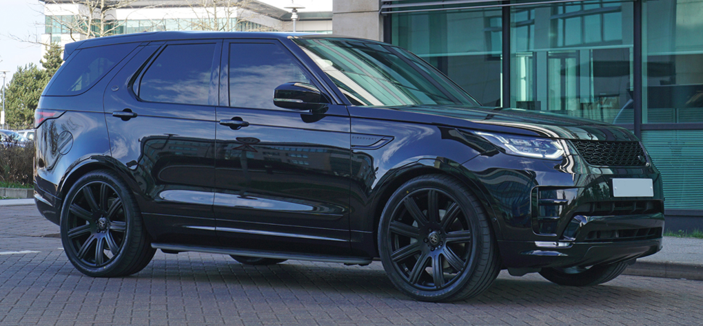 Land Rover Discovery 5 - 2 - Exterior - Revere London