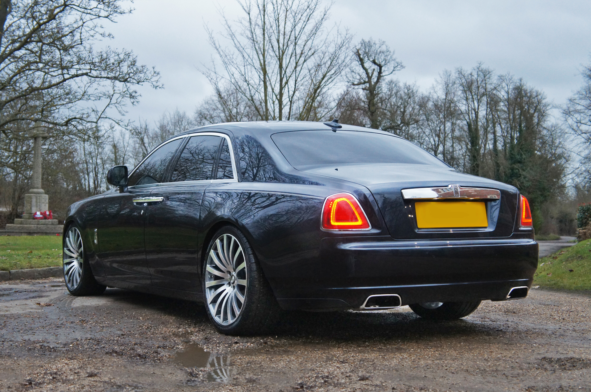 Rolls Royce Ghost / Wraith / Silver Dawn - 2 - Exterior - Revere London